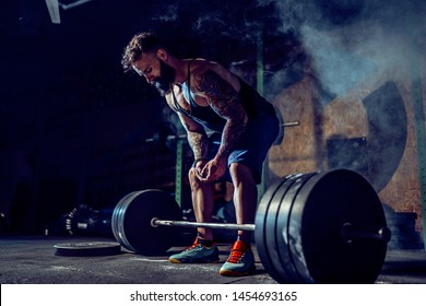 Deadpool Deadlift 4K wallpaper download