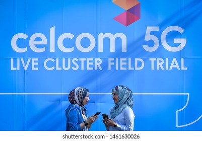 celcom Logo Vector (.AI) Free Download