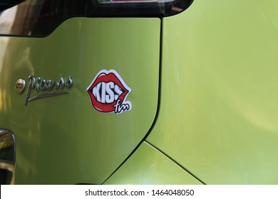 Kiss FM Logo Vector (.EPS) Free Download
