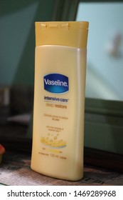 Vaseline Logo Vector (.AI) Free Download