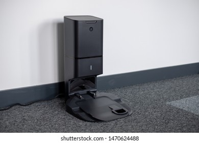iRobot Logo Vector (.SVG) Free Download