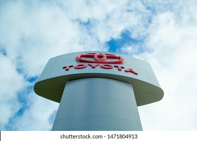 Toyota Innova Logo Vector (.CDR) Free Download