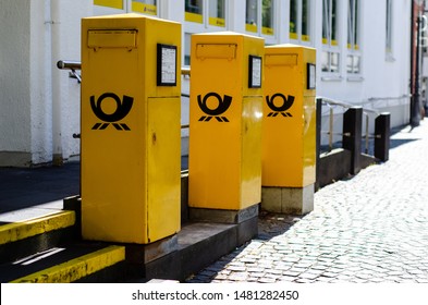 Deutsche Post Logo Vector (.EPS) Free Download