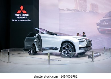 Mitsubishi Triton Logo Vector (.AI) Free Download