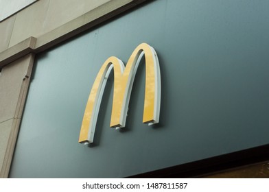 mc cafe Logo Vector (.CDR) Free Download