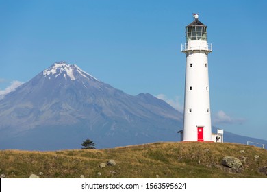 Mount Taranaki at New Zealand 4K wallpaper download