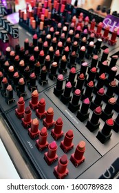 Nars Logo Vector