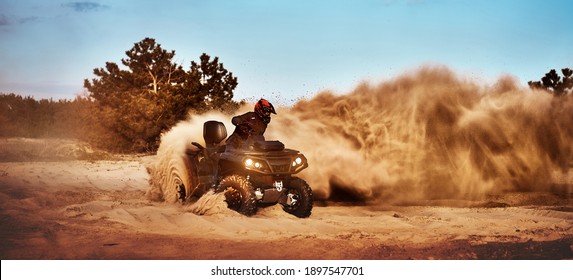 Racing atv's in sand dunes 4K wallpaper download