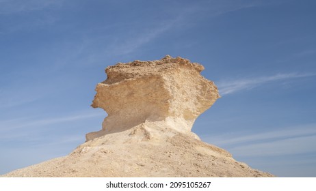 Travel to Doha Qatar Rock Formation in Zekreet 4K wallpaper download