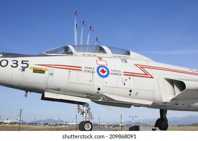 Royal Canadian Air Force Logo Vector (.EPS) Free Download