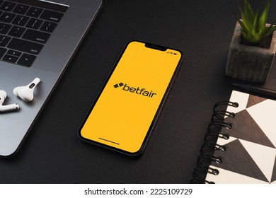 Download Betfair Logo PNG Transparent Background 4096 x 4096, SVG, EPS ...