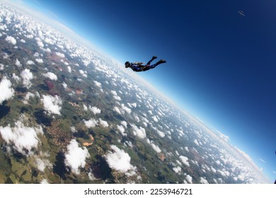 Jump To Sky 4K wallpaper download