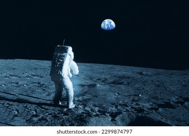 Men on top [Big moon] 4K wallpaper download