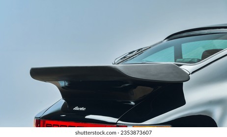 Porsche Turbo Logo