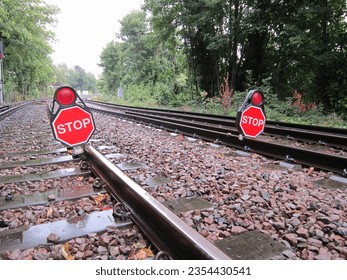 Girl in Railway Stop HD wallpaper download