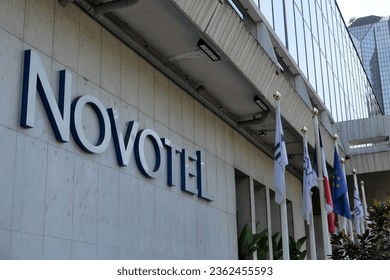 Novotel Logo Png