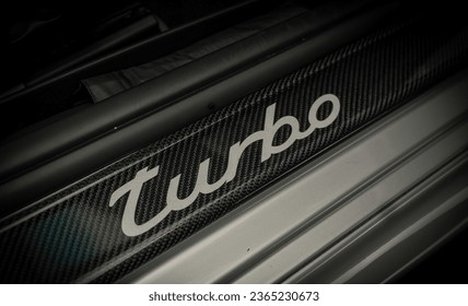 Porsche Turbo Logo