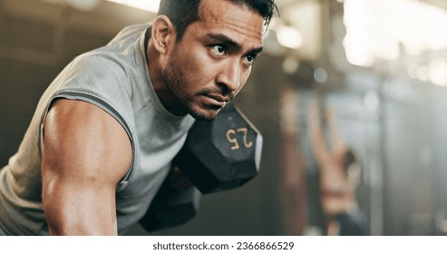 Strong man in black tracksuit lifting weights with all his might 2K ...