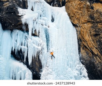 Ice Mountains 4K wallpaper download