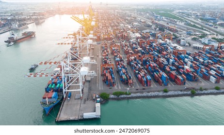 Shipyard 4K wallpaper download