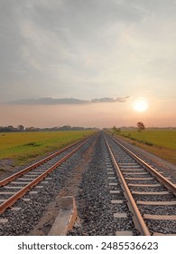 Train Tracks in Middle Road HD wallpaper download