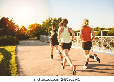 Beach Jogging Scenery 4K wallpaper download