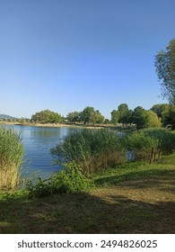 LakeSide Nature HD 2K wallpaper download