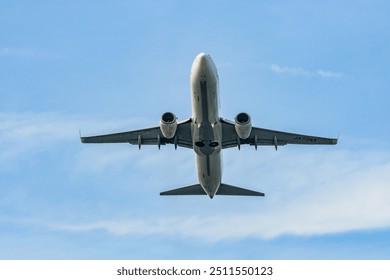 Simple - Plane Trails 2K wallpaper download