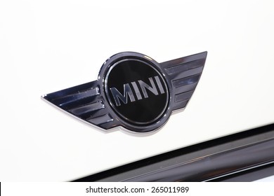 Mini Cooper Logo Vector (.EPS) Free Download