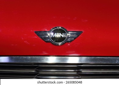 Mini Cooper Logo Vector (.EPS) Free Download