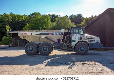 Terex Logo Vector (.SVG) Free Download