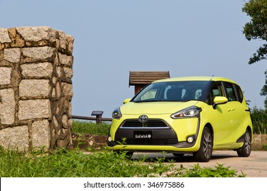 Toyota Sienta Logo Vector (.AI) Free Download
