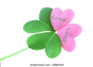 The inscription love with four leaf clover 2K wallpaper download