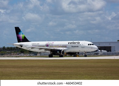 Volaris Logo Vector (.CDR) Free Download