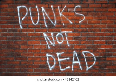 Punk is not Dead 4K wallpaper download