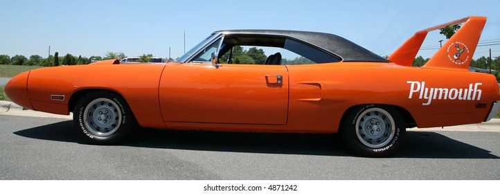 Plymouth Superbird Logo Vector (.EPS) Free Download