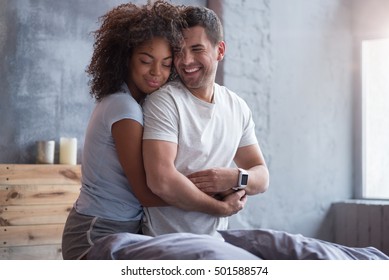 Sweet Couple 4K wallpaper download
