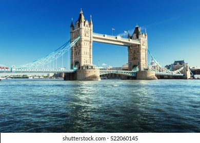 London Thames, Tower Bridge 2K wallpaper download