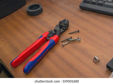Knipex Logo Vector (.EPS) Free Download