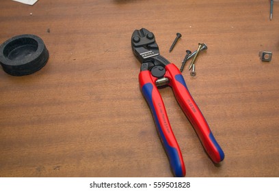 Knipex Logo Vector (.EPS) Free Download