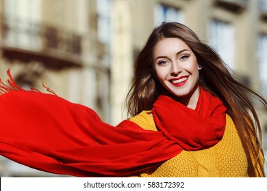 Girl with a red scarf 4K wallpaper download