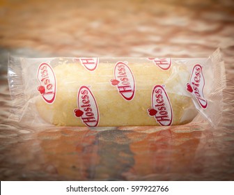 Twinkie Logo Vector (.EPS) Free Download