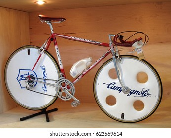 Colnago Logo Vector (.EPS) Free Download