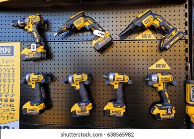 DeWalt Logo Vector (.EPS) Free Download