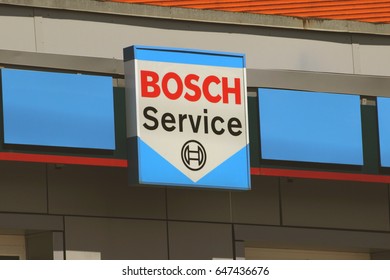 Bosch Service Russia Logo Vector (.EPS) Free Download