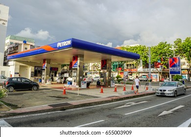 Petron Logo Vector (.EPS) Free Download