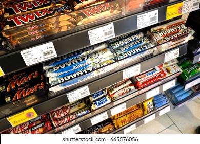 Mars (chocolate bar) Logo Vector (.EPS) Free Download