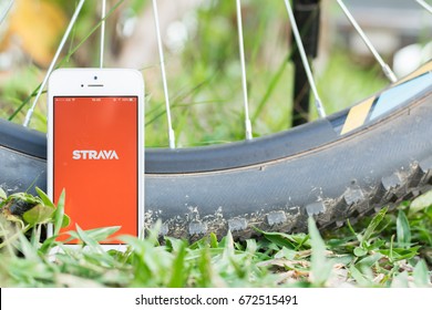 Strava Logo Vector (.EPS) Free Download