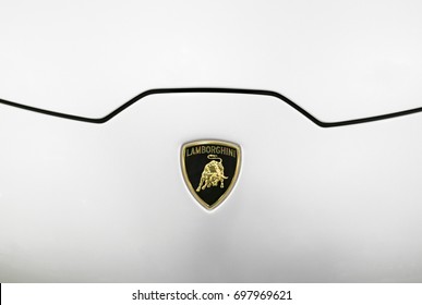 LP Design Racing Logo Vector (.EPS) Free Download