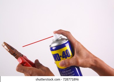 WD-40 Logo Vector (.EPS) Free Download